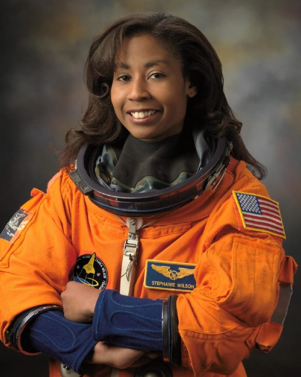 10 Black Americans Who Made Extraordinary Contributions to Space ...